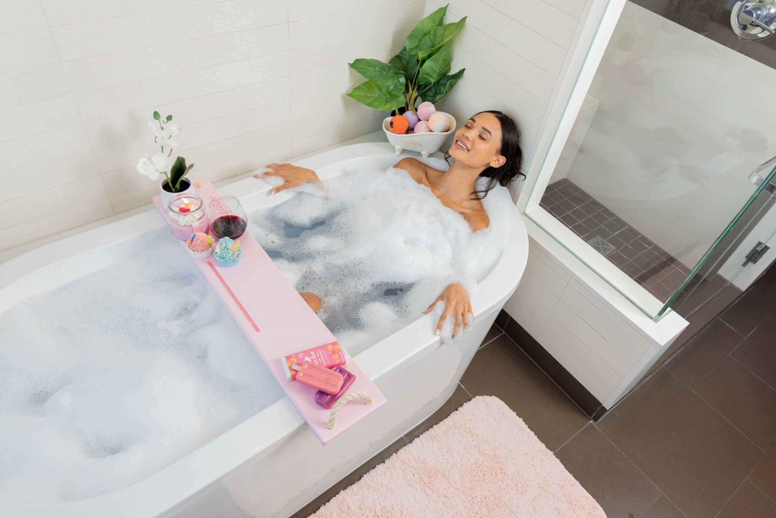 Tips for how to fix a slow-draining bathtub - Magazineviews.com